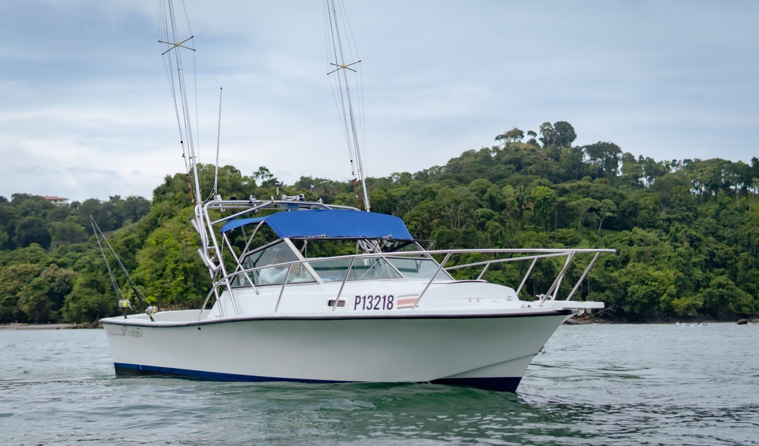 Isabella Fishing Charter• Fishing Quepos